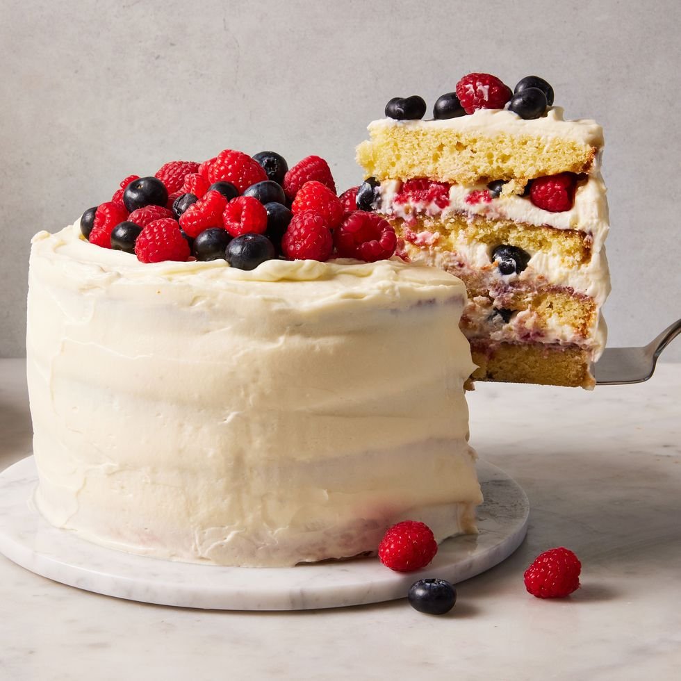 Chantilly Cake – FoodWiki