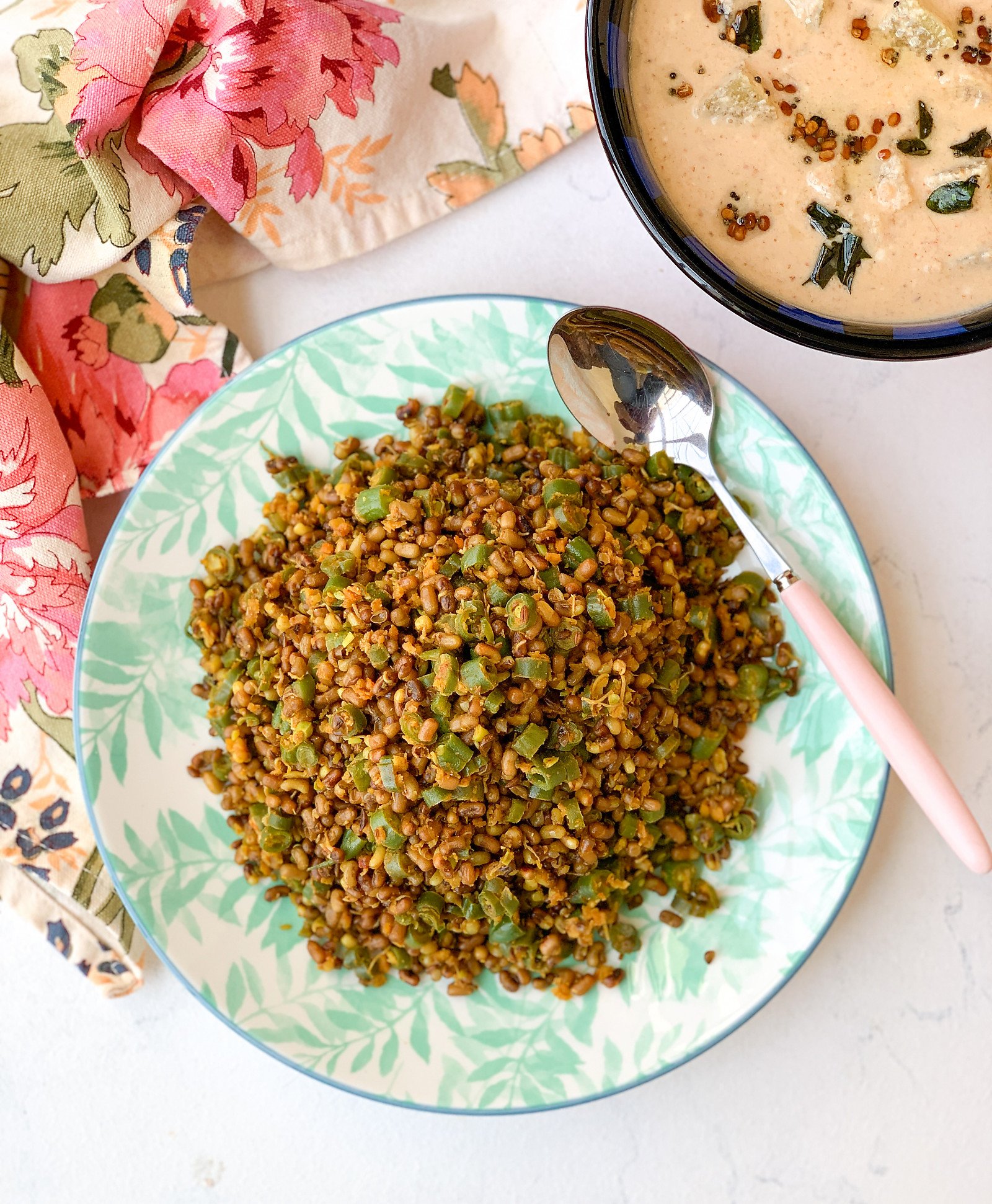 Beans Matki Bhaji Recipe – Green Beans Moth Beans Sabzi – FoodWiki