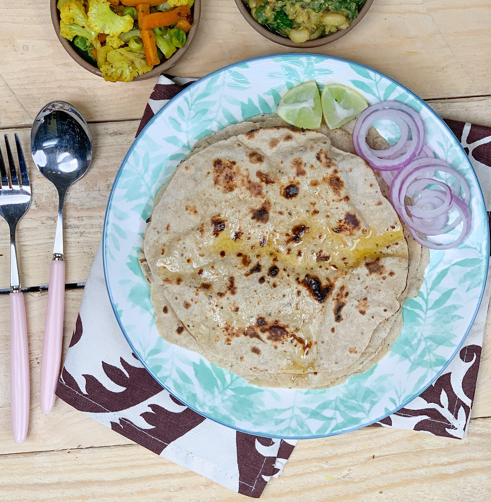 Jowar Atta Roti Recipe – Sorghum Wheat Phulka Recipe – FoodWiki