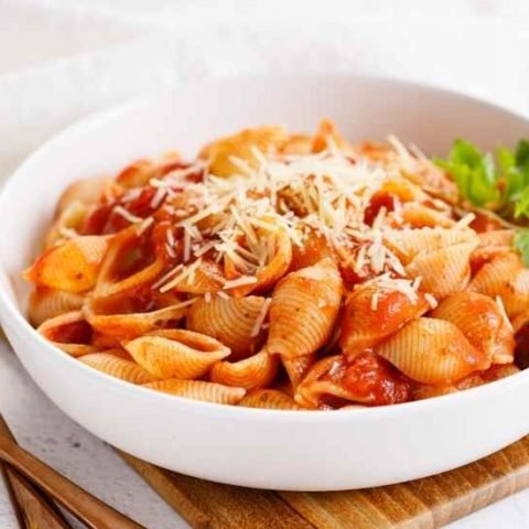 Italian Conchiglie Pasta in Tomato Sauce Recipe – FoodWiki