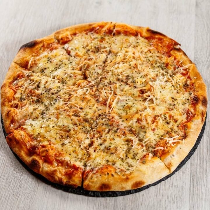 Italian Quattro Formaggi Pizza Recipe – FoodWiki