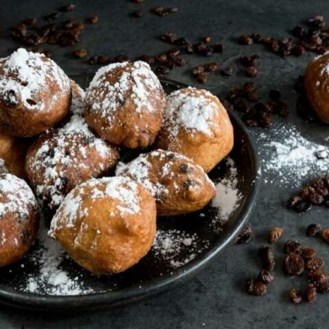 Traditional Olie Bollen (Dutch Doughnuts) Recipe – FoodWiki